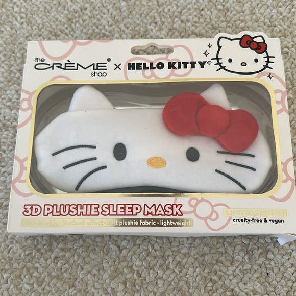 Hello Kitty | Accessories | Limited Edition Hello Kitty 3d Plushie ...